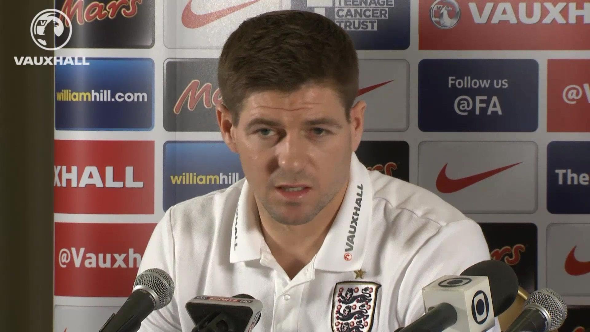 VIDEO: Gerrard and Johnson talk Liverpool, Internationals and ...