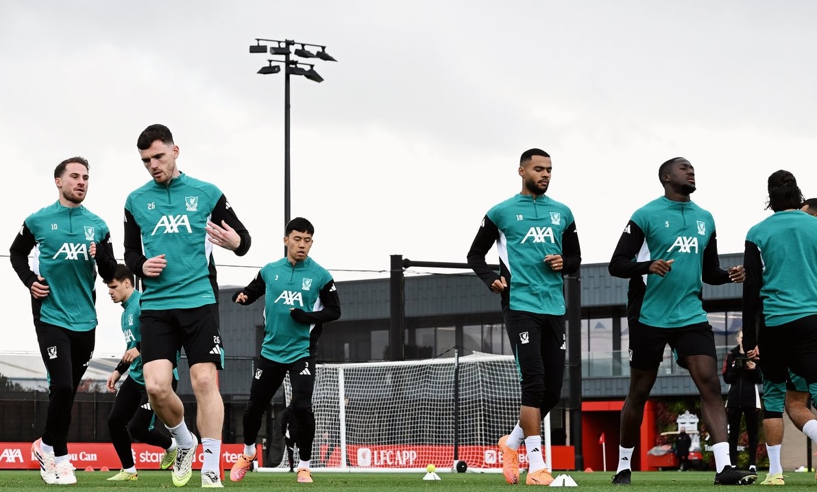 LIVERPOOL WIN 20TH TITLE: LFC 5-1 SPURS - Anfield Online